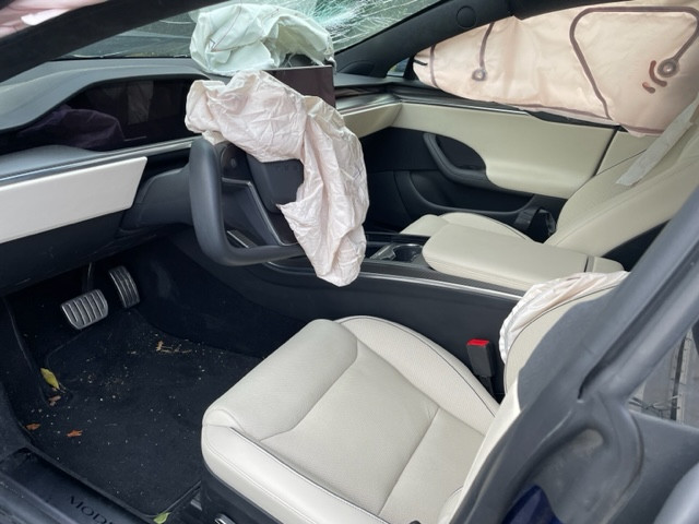 TESLA Model S PLAID ! 100kWh Tri - Motor ! 4x4 , 1020hp ! 2023 TESLA