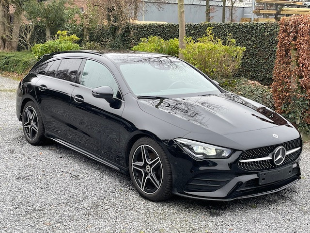Mercedes CLA 180d Shooting Brake Full AMG Line ! Widescreen ! Full Mercedes