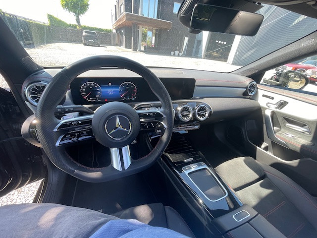 Mercedes CLA 200d Shooting Brake AMG Line Full! Pano...03/2024 Mercedes