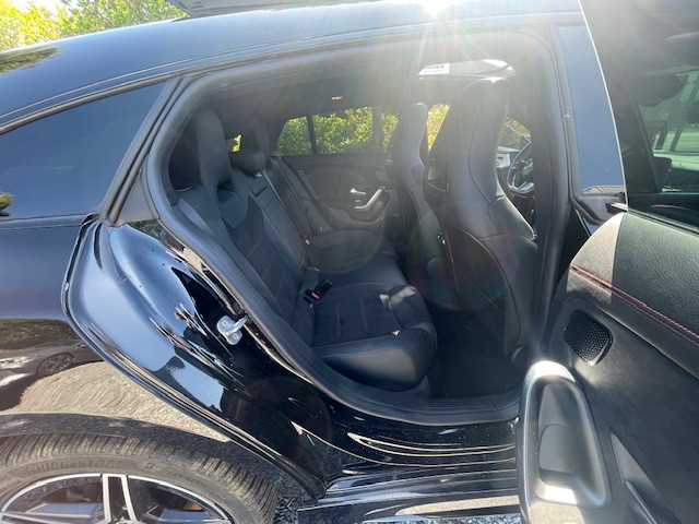 Mercedes CLA 200d Shooting Brake AMG Line Full! Pano...03/2024 Mercedes